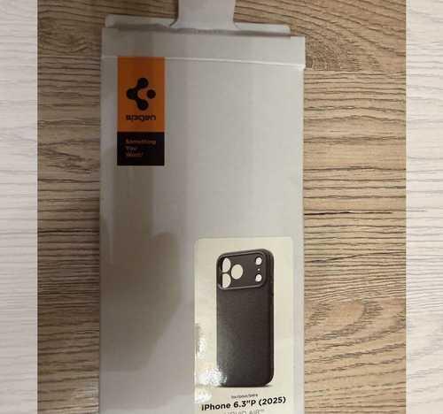 Чехол Spigen iPhone 17 pro