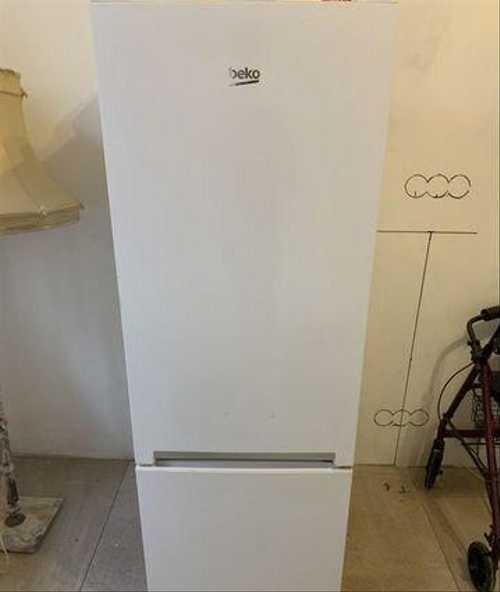 Холодильник beko rcsk250m00w