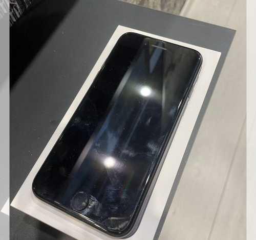 iPhone 7, 32 ГБ