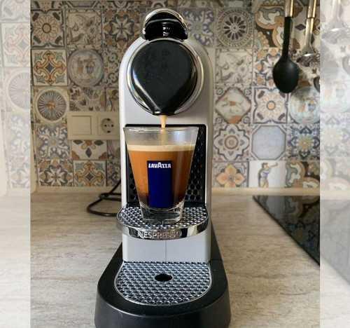 Капсульная кофемашина nespresso Bork