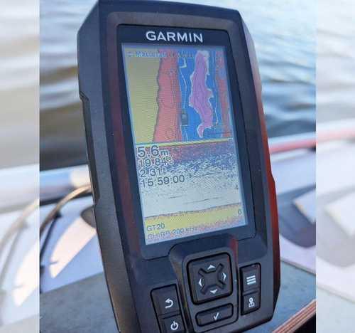 Эхолот garmin striker vivid 4cv с датчиком gt20 tm