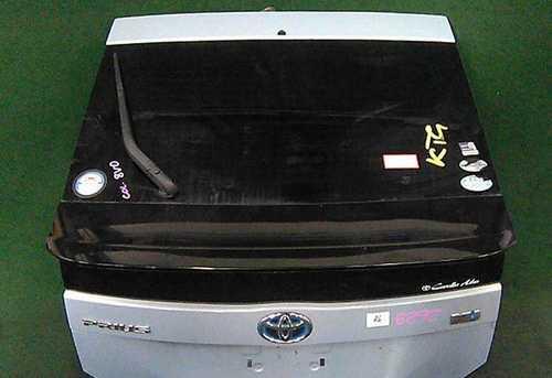 Крышка багажника Toyota Prius