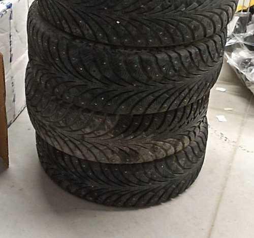 Sava Eskimo Stud 205/55 R16