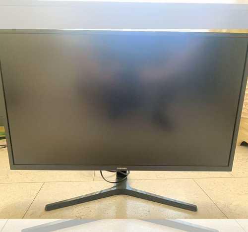 Монитор 32 дюйма Samsung U32J590UQ