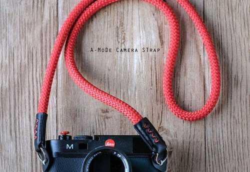 Красный ремень шнур для фотоаппарата в ретро стиле