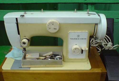Швейная машина Чайка 132М