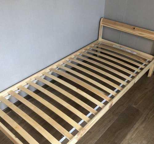 Кровать IKEA neiden 200*90 основание Luroy