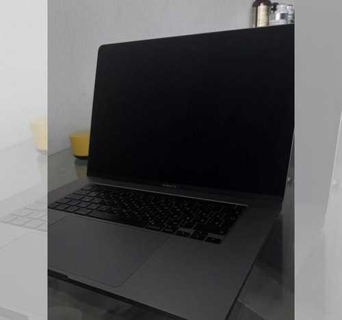 Macbook pro 16, 16/512gb, i7