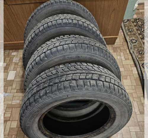 Dunlop SP Winter Ice 01 175/65 R14