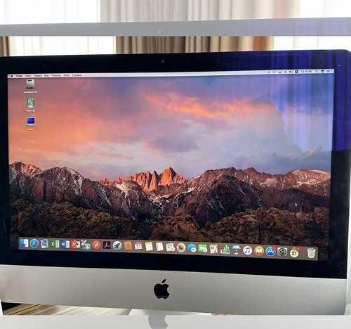 Apple iMac (21.5-inch, Late 2015)