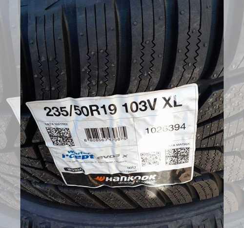 Hankook Winter I'Cept Evo 3 W330 235/50 R19 103V