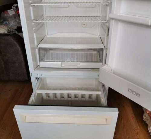 Холодильник Stinol 104