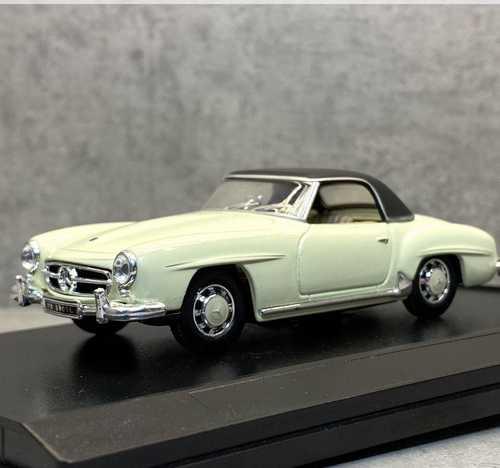 Коллекционная модель Mercedes-Benz 190SL 1:43