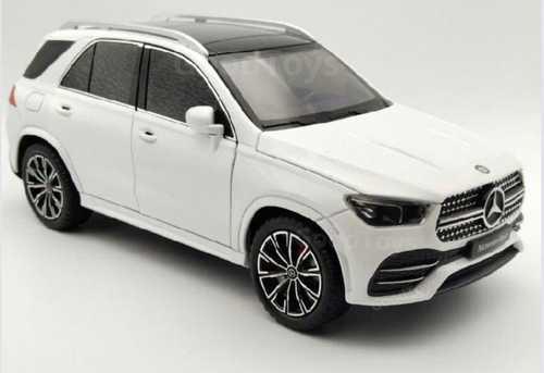 Машинка Mercedes-Benz GLE 350 в масштабе 1:24