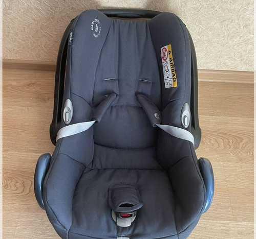 Автолюлька maxi cosi cabriofix с базой isofix