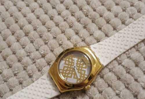 Женские наручные часы Швейцария Swatch Moucharabia