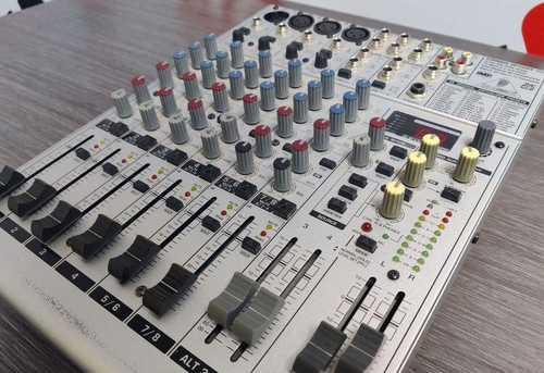 Микшерный пульт UB1204FX-PRO behringer