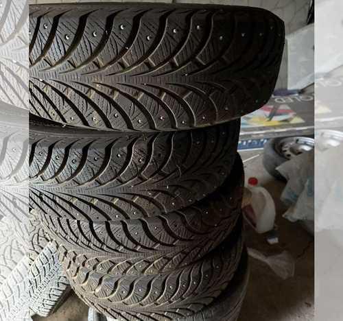 Sava Eskimo Stud 185/65 R15 88M