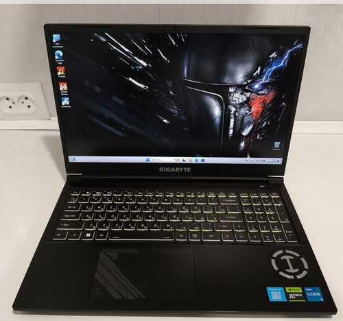 Gigabyte G5 KF RTX4060(8Gb), I5-12500H, RAM32Gb