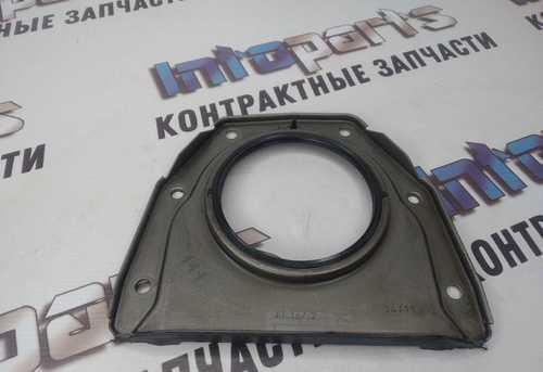 Крышка коленвала Ford Focus 3 pnda 2011