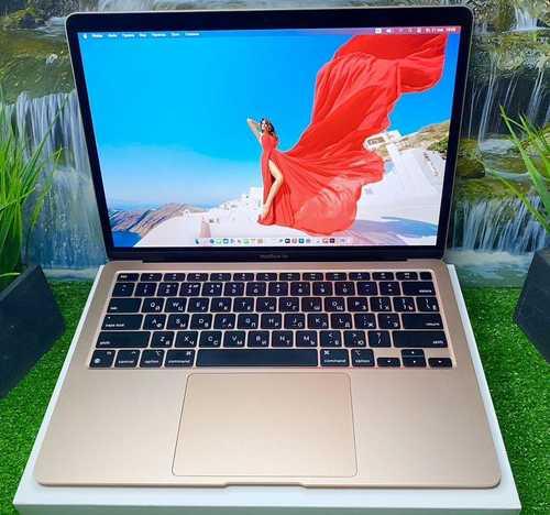 MacBook Air 13 2020 m1 Отличное состояние