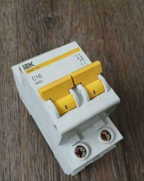 Автоматический выключатель IEK C16
