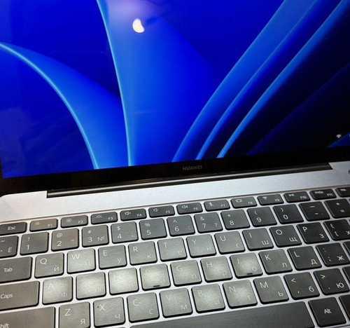 Ноутбук Huawei matebook 13