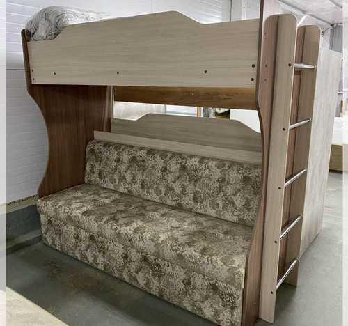 Кровать двухьярусная с диваном