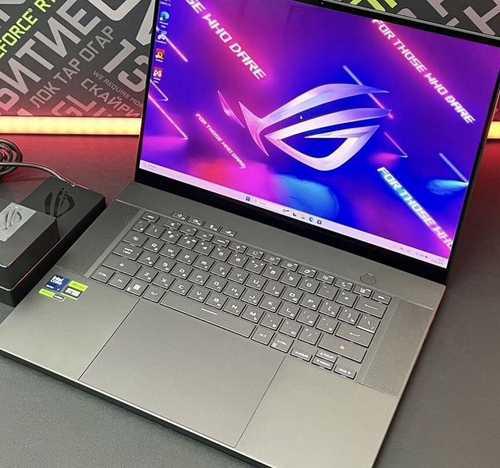 Asus ROG Zephyrus G16 Oled RTX4070/U7-155H/32Gb/1T