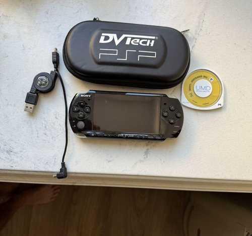 Игровая приставка Sony PSP 3006 Черная