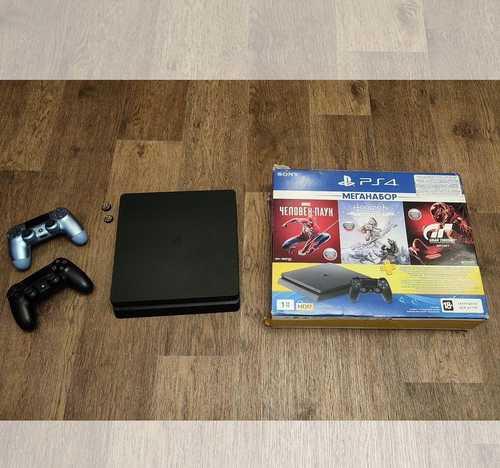 Sony PlayStation 4 Slim, 1000 гб, 2 геймпада