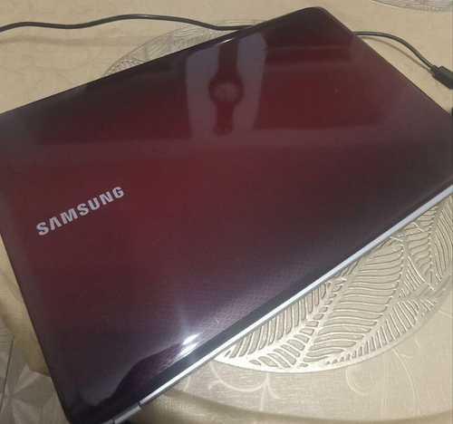 Ноутбук samsung r530