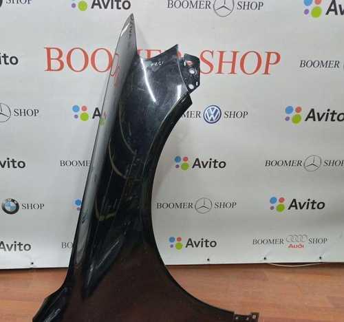 Крыло переднее правое Volkswagen Touareg 2002-2006