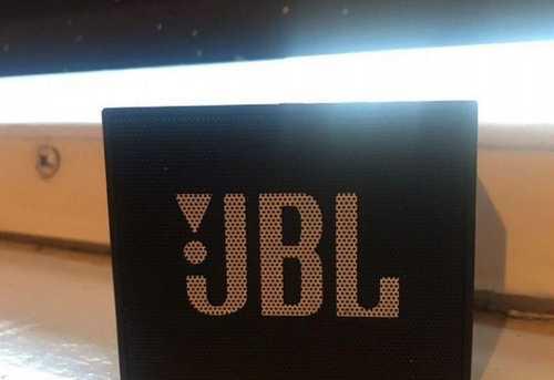 Портативная колонка jbl go black