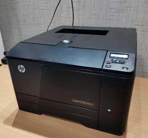 Принтер лазерный цветной HP pro 200