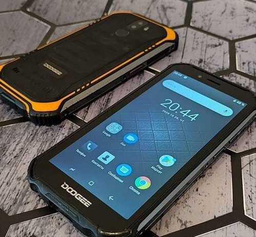 Doogee противоударный 4650 мАч