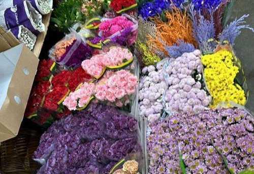 Хризантемы сантинии гвоздики большой выбор цветы