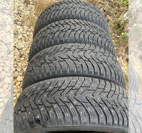 Nokian Tyres Hakkapeliitta 8 SUV 225/65 R17