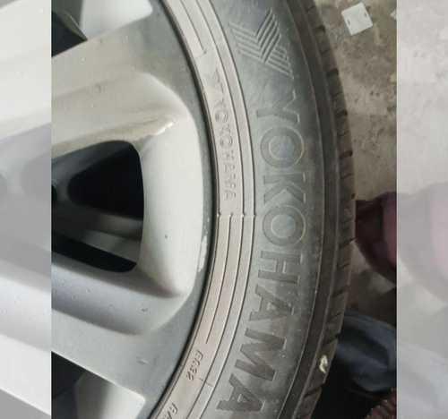 Yokohama BluEarth-ES ES32 185/60 R15 88H