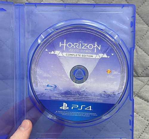 Horizon Zero Dawn Complete Edition PS4