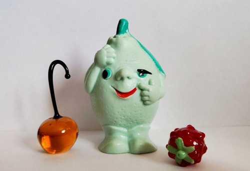 Детская резиновая игрушка Лимон, СССР