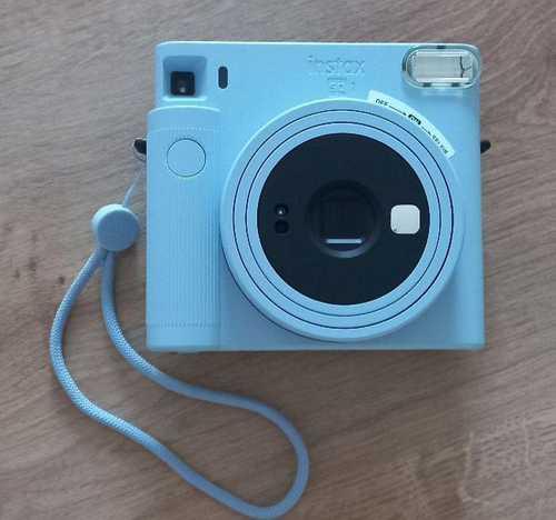 Фотоаппарат Fujifilm Instax square SQ1