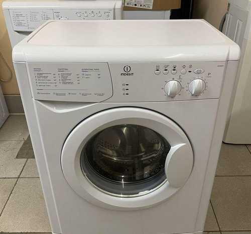 Стиральная машина Indesit wisn82