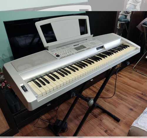 Синтезатор Yamaha dgx-300