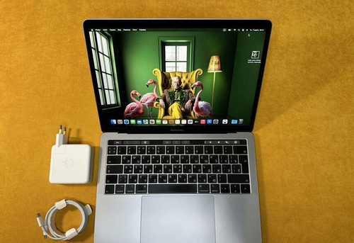MacBook Pro 13 2019 Touch Bar 8GB/256GB 481 цикл
