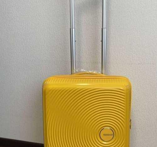 Чемодан american tourister s