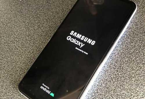 Телефон Samsung Galaxy A13