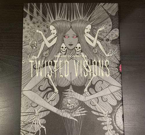 Артбук Junji Ito Twisted Visions