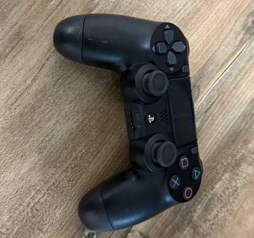 Геймпад dualshock 4