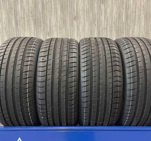 Triangle EffeXSport TH202 215/35 R18 82Y